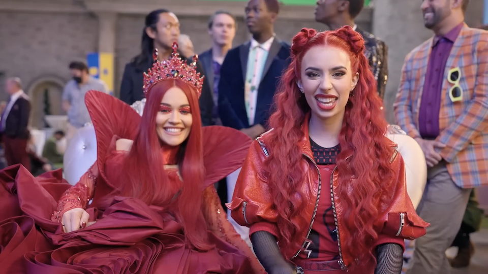 Disney Channel + Descendants 4 – Bark Bark